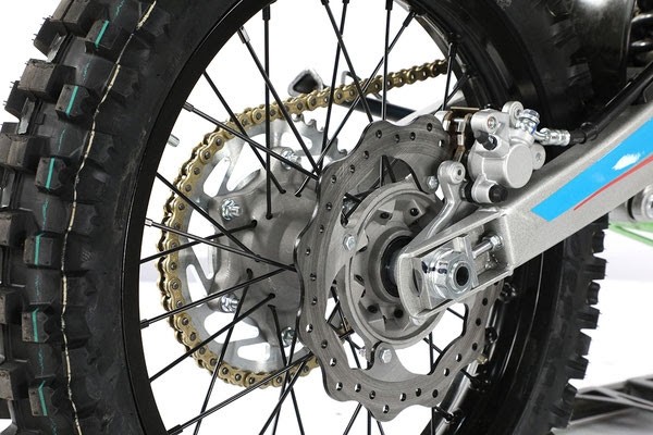 Apollo Thunder 250 Dirt Bike